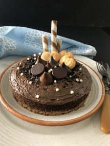 The Sinful Chocolate Cake - Ribbons to Pastas